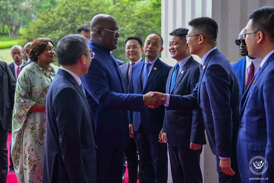 Le chef de l'état Félix Tshisekedi a visité le siège de Huawei à ...