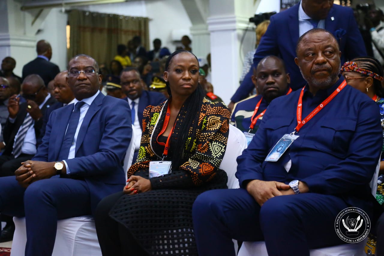 A Mbuji-Mayi, Le Président Félix Tshisekedi rassure les entrepreneurs ...