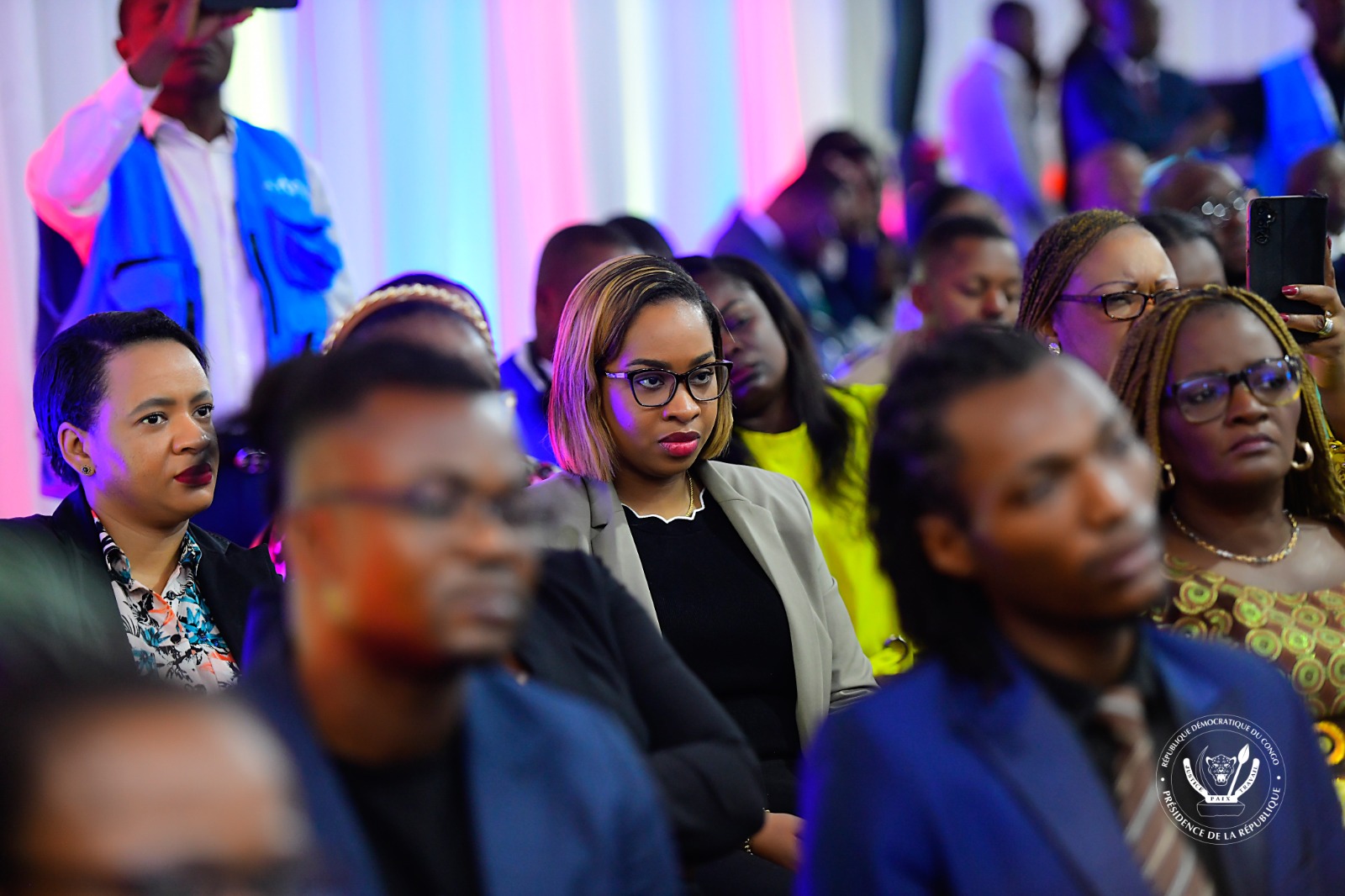 LE PRÉSIDENT FÉLIX TSHISEKEDI REND HOMMAGE AUX VICTIMES DU GÉNOCIDE ...