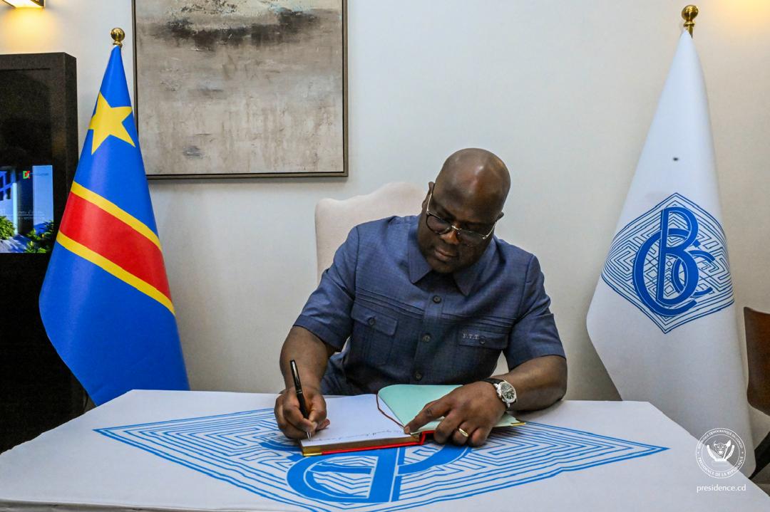 Kalemie : Le Président Félix Tshisekedi a inauguré le nouvel immeuble ...