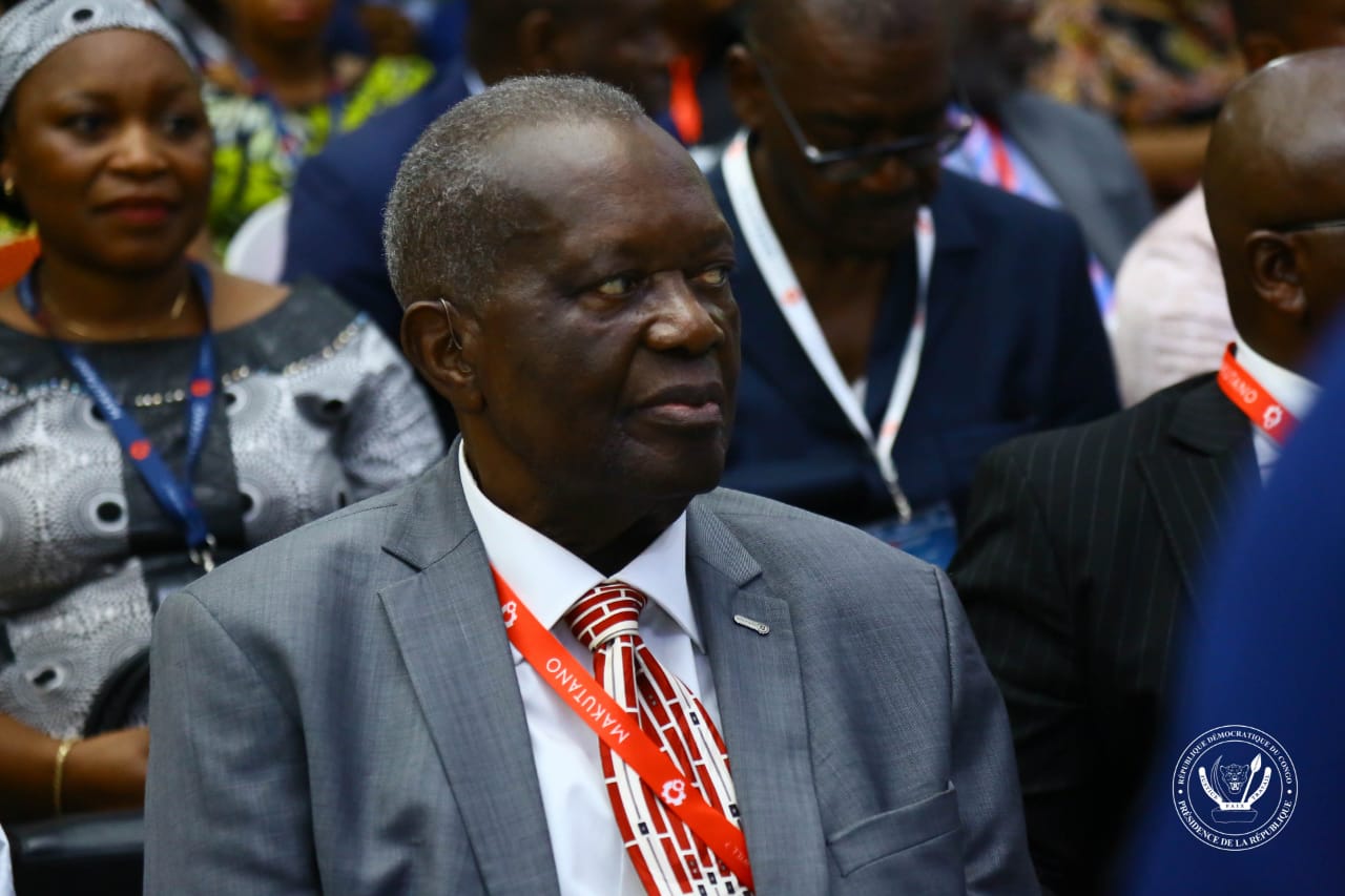 A Mbuji-Mayi, Le Président Félix Tshisekedi rassure les entrepreneurs ...